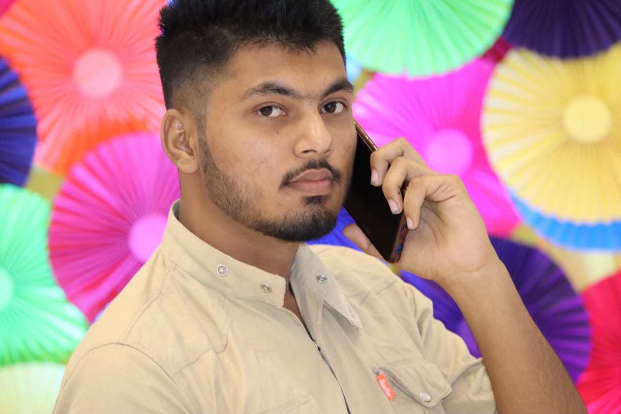 Know About Chandan Tripathi Biography, Wiki, Actor, Model, Motivational Speaker, YouTuber ...