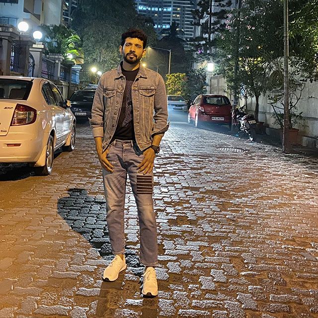 Vineet Kumar Singh- Bio, Age, Height, Net Worth, Movies, Wife