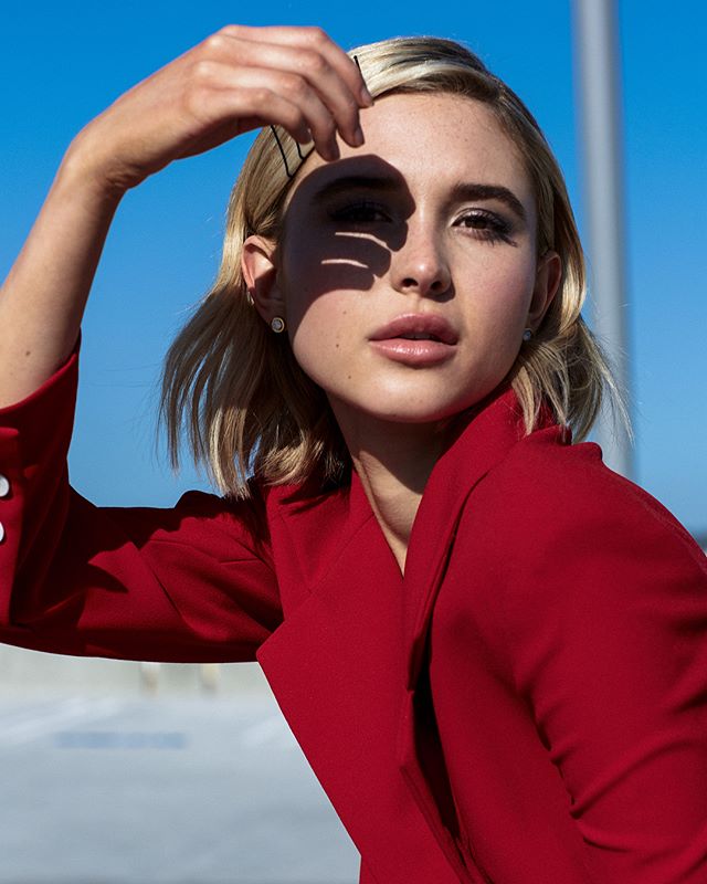 Isabel May Bio Wiki Age Height Instagram Friends etc