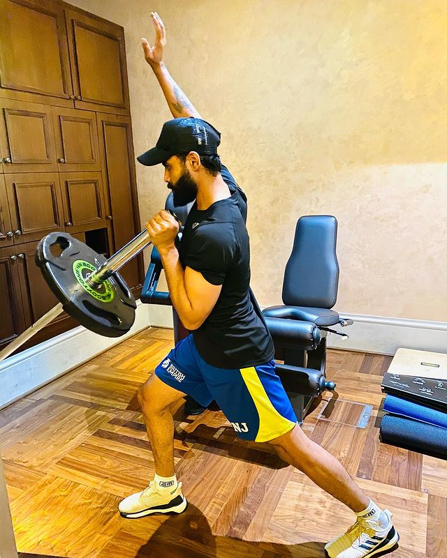 Ravindra Jadeja- Bio, Age, Wife, Daughter Name, Height, Stats, Cast