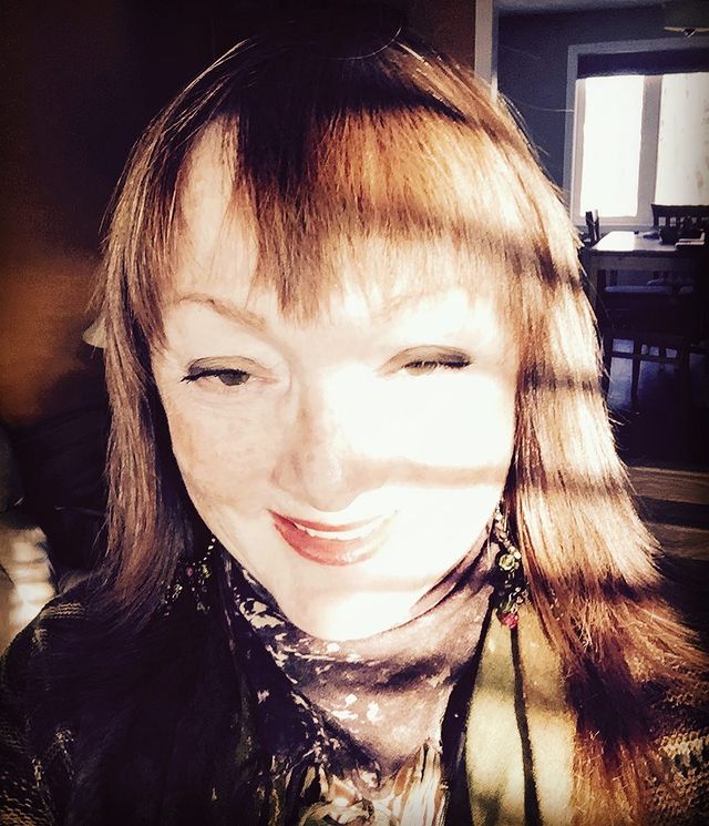 Deborah Divine Wikipedia, Bio, Age, Net Worth, Height, Husband ...