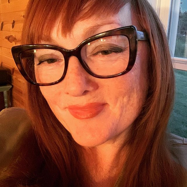 Deborah Divine Wikipedia, Bio, Age, Net Worth, Height, Husband ...