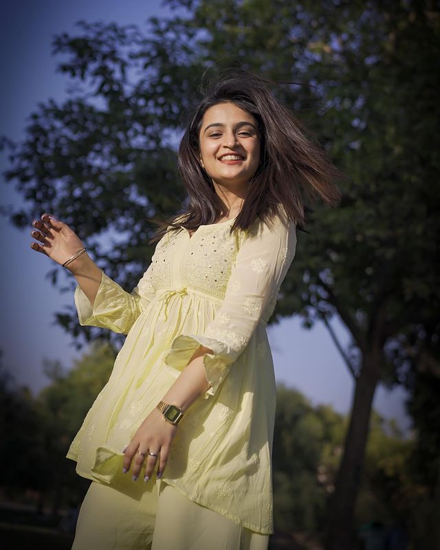 Kirti Mehra Bio, Wikipedia, Age, Height, Weight, Beautycyclone.com